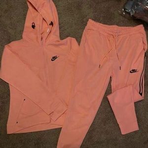 Nike | Pants & Jumpsuits | Nike Sets | Poshmark